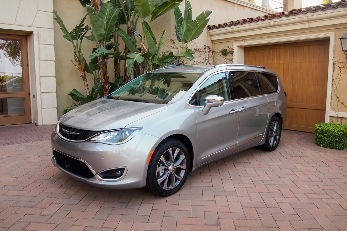 2017 Chrysler Pacifica First Drive: Mom Tested, Kid Approved | News ...
