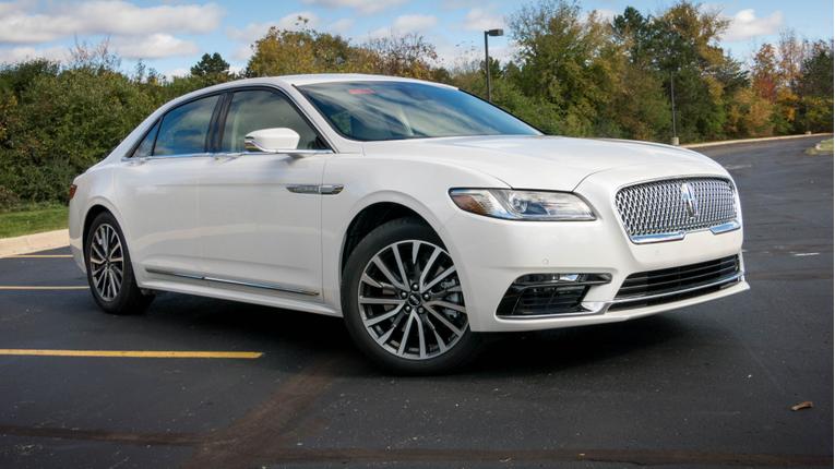 Lincoln Light Show: Improved Head-Up Display to Debut | News | Cars.com