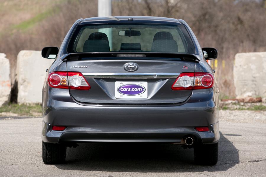 2013 Toyota Corolla Specs, Price, MPG & Reviews | Cars.com