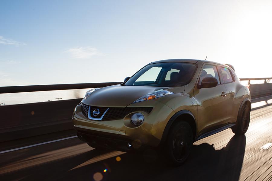 2014 Nissan Juke Specs, Pictures, Trims, Colors || Cars.com