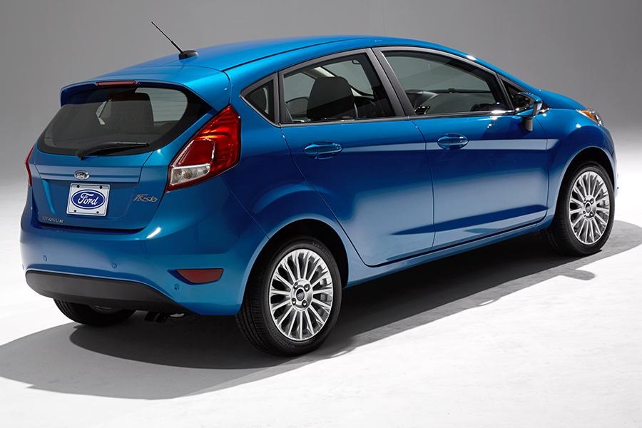 2014 Ford Fiesta Specs, Price, MPG & Reviews | Cars.com