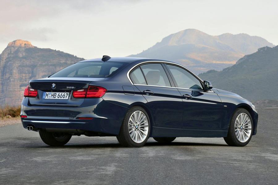 2014 BMW 320 Specs, Price, MPG & Reviews | Cars.com