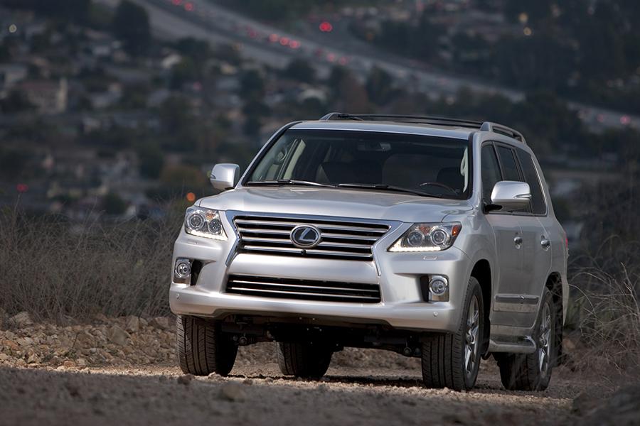 2014 Lexus LX 570 Reviews, Specs and Prices | Cars.com