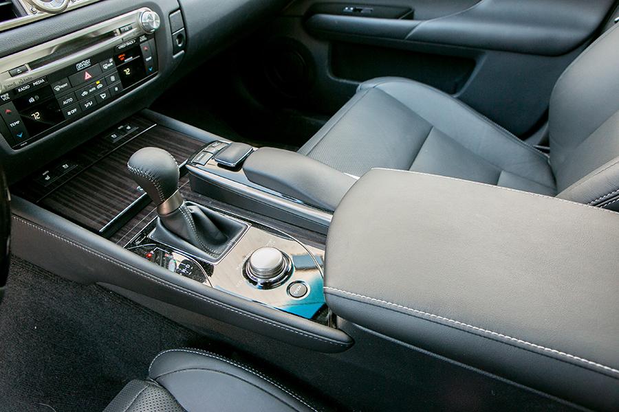 2016 Lexus GS 350 Specs, Price, MPG & Reviews | Cars.com
