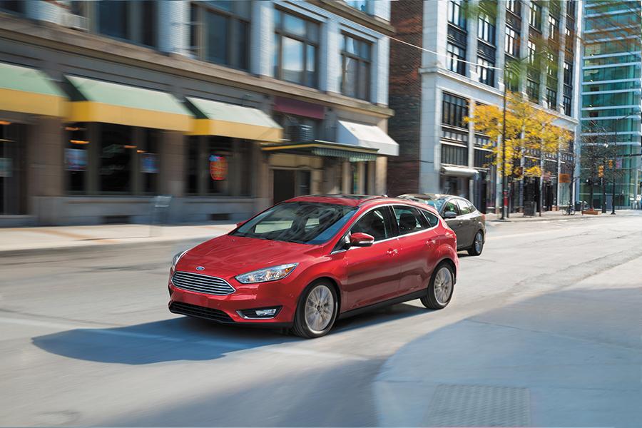 2016 Ford Focus Specs, Pictures, Trims, Colors || Cars.com