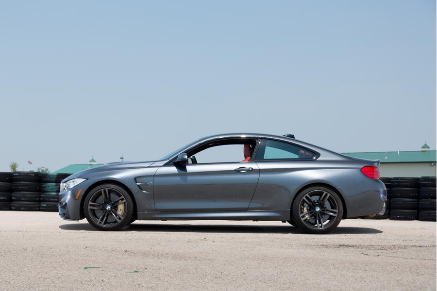 2016 BMW M4 Specs, Price, MPG & Reviews | Cars.com
