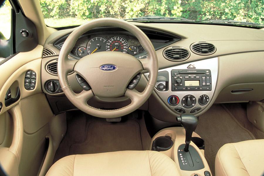 2002 Ford Focus Specs, Price, MPG & Reviews | Cars.com