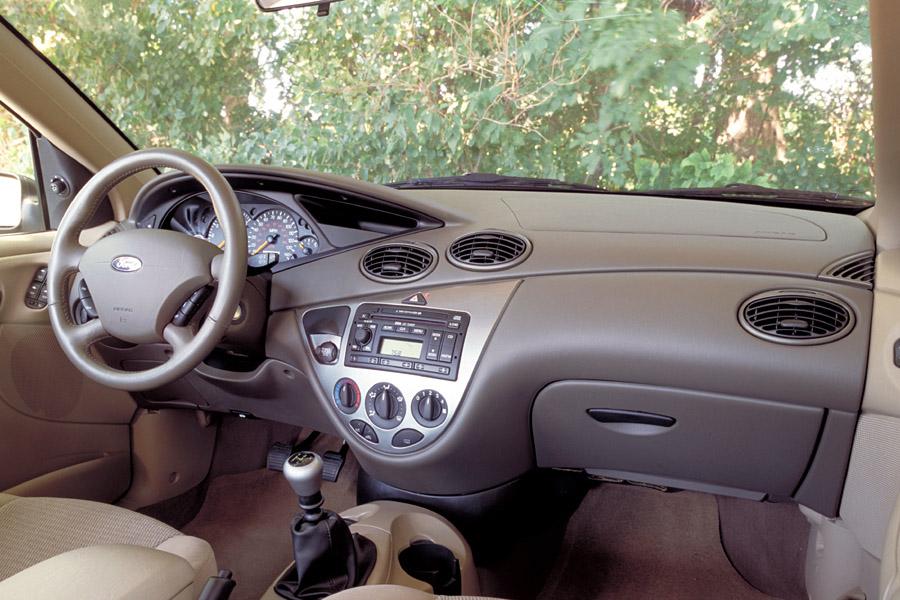 2002 Ford Focus Reviews, Specs and Prices | Cars.com