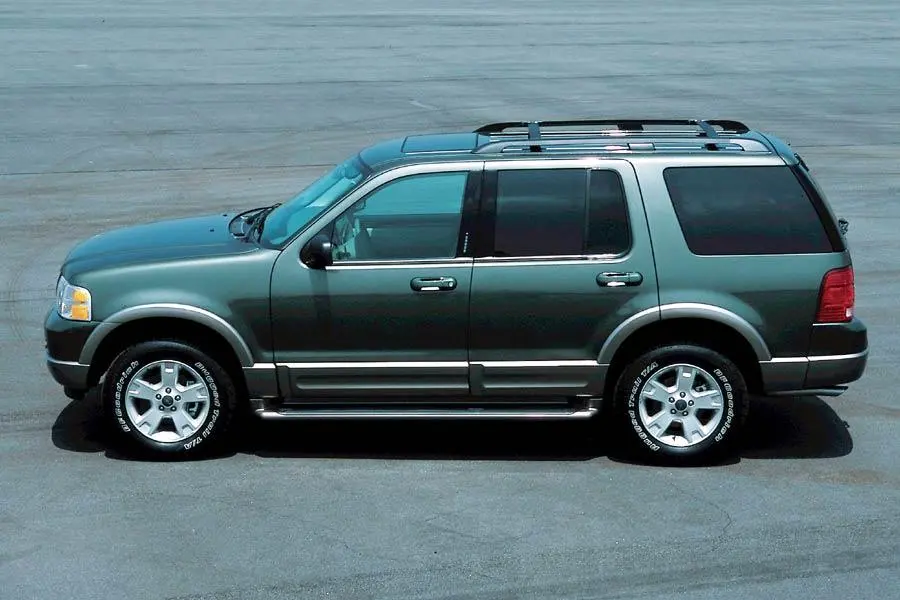 2004 Ford Explorer Specs, Price, MPG & Reviews | Cars.com