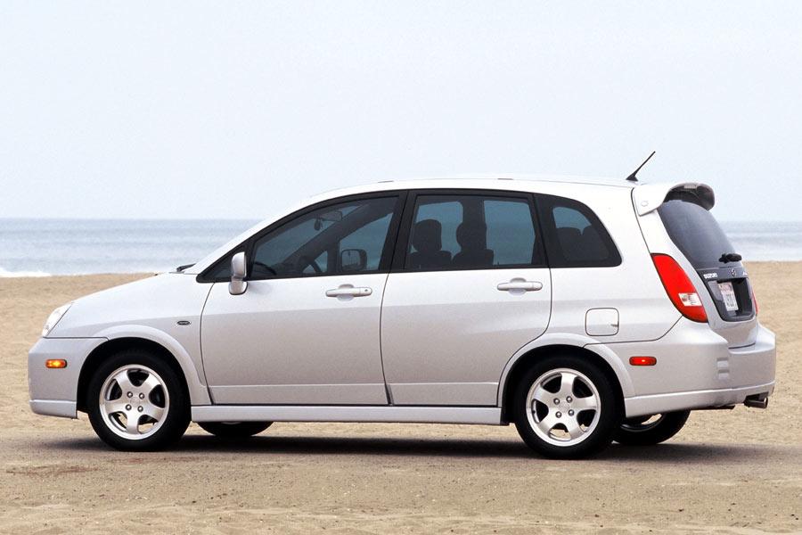 2004 Suzuki Aerio Specs, Price, MPG & Reviews | Cars.com