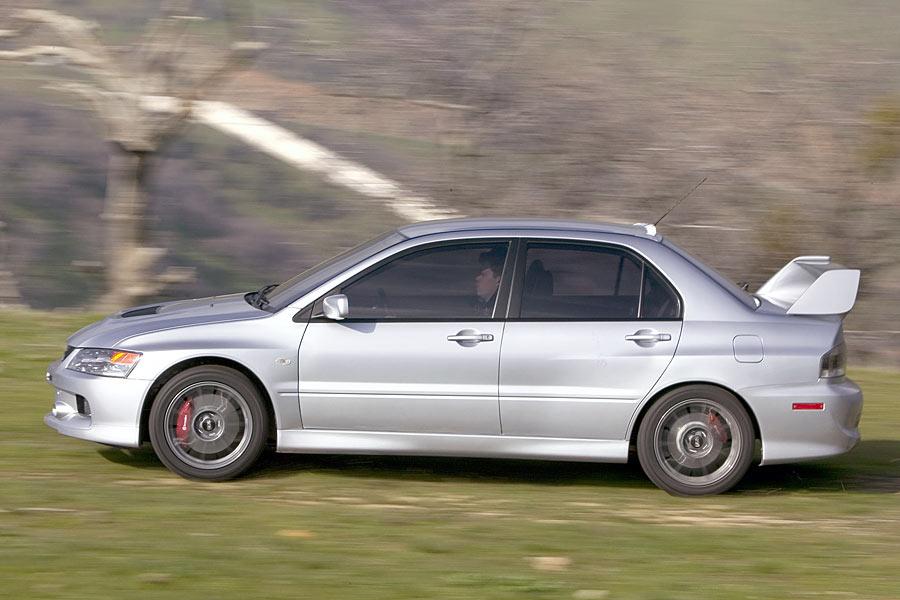2006 Mitsubishi Lancer Evolution Specs, Pictures, Trims, Colors || Cars.com