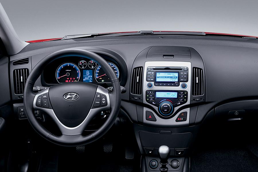 2009 Hyundai Elantra Reviews, Specs and Prices | Cars.com