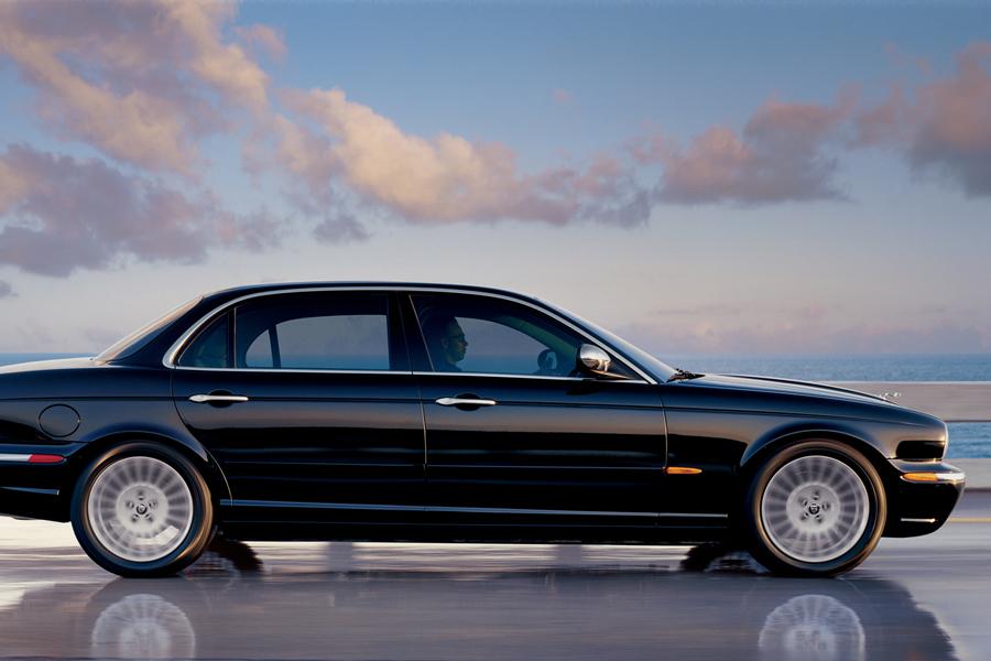 2009 Jaguar XJ Specs, Price, MPG & Reviews | Cars.com