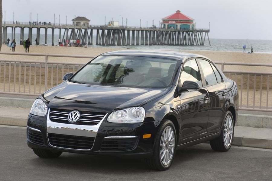2009 Volkswagen Jetta Specs, Price, MPG & Reviews | Cars.com