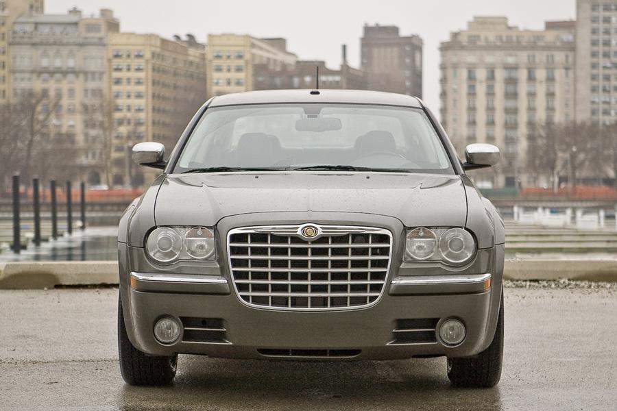 2009 Chrysler 300c Specs Price Mpg And Reviews