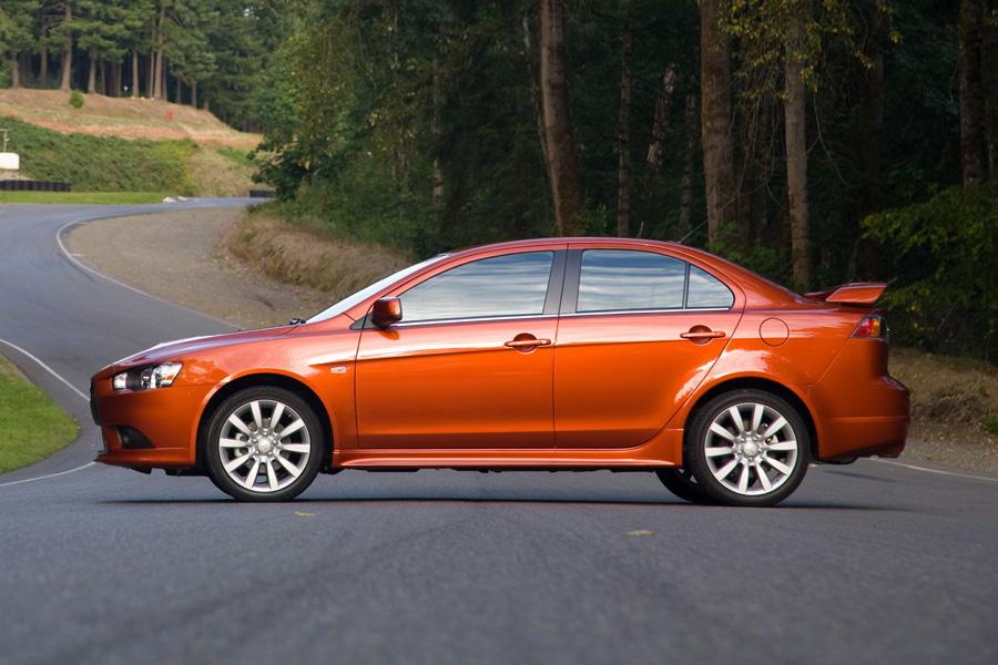2010 Mitsubishi Lancer Specs, Price, MPG & Reviews | Cars.com