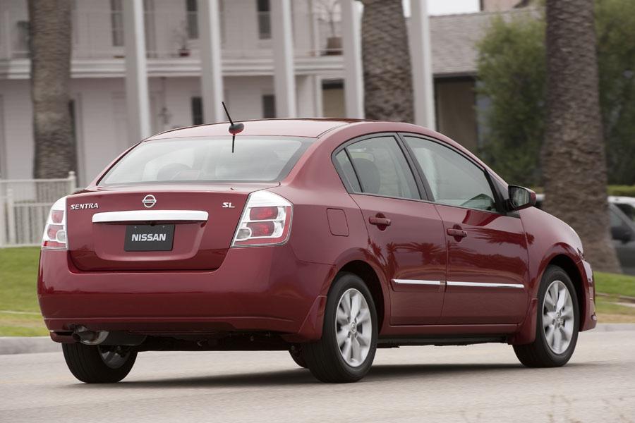 2010 Nissan Sentra Specs, Price, MPG & Reviews | Cars.com