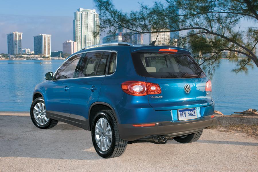 2010 Volkswagen Tiguan Reviews, Specs and Prices | Cars.com