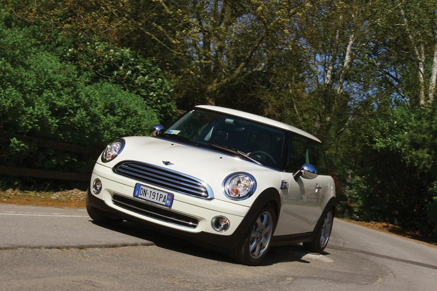 2011 MINI Cooper Specs, Price, MPG & Reviews | Cars.com