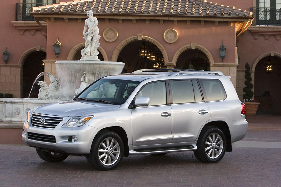 2011 Lexus LX 570 Specs, Price, MPG & Reviews | Cars.com