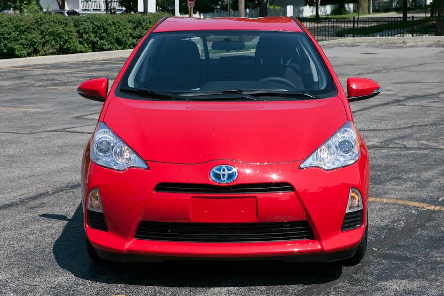2012 Toyota Prius c Specs, Pictures, Trims, Colors || Cars.com
